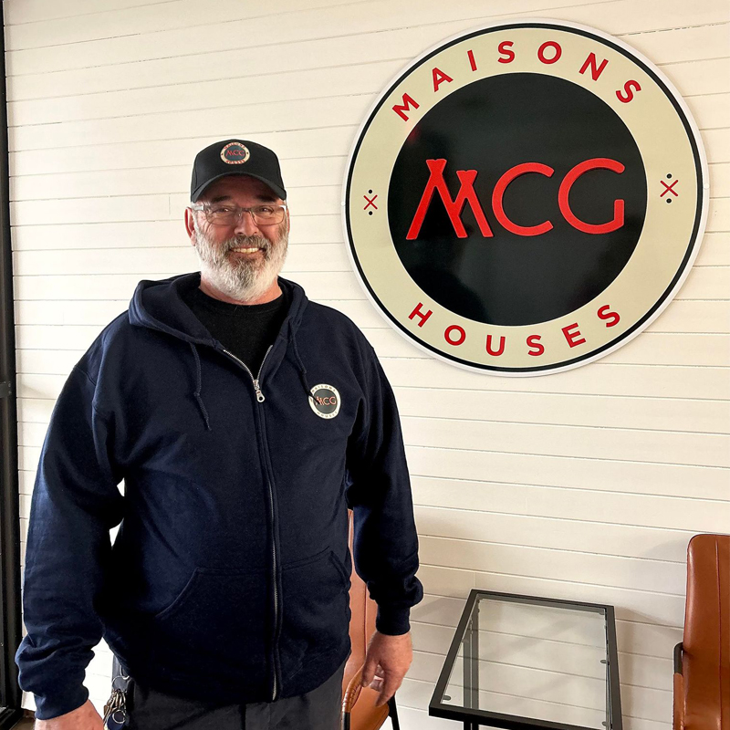 Jean-Guy Goulet et Dylan Audet - Contremaître d’usine - Maisons MCG